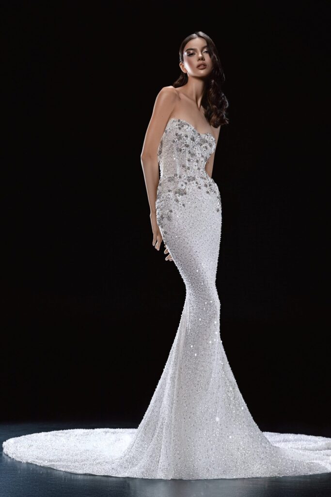 Iseul wedding dress by Mistrelli. Shop online & schedule a fitting at ...