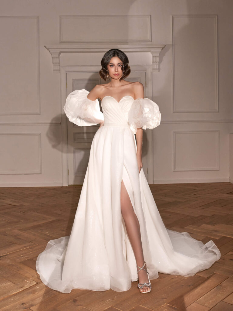 Kamora wedding dress by Naviblue. Shop online & schedule a fitting at ...